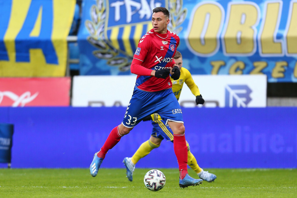 Jarosław Jach wraca do Ekstraklasy - Kibice.net