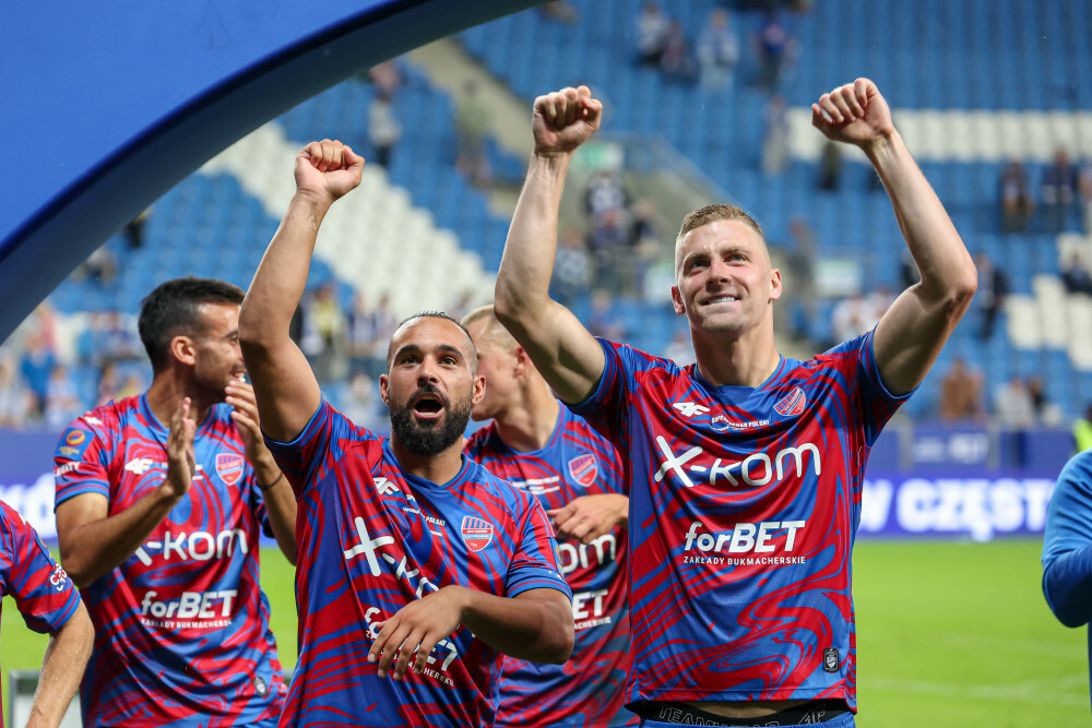 Raków wygrywa na otwarcie sezonu - Kibice.net