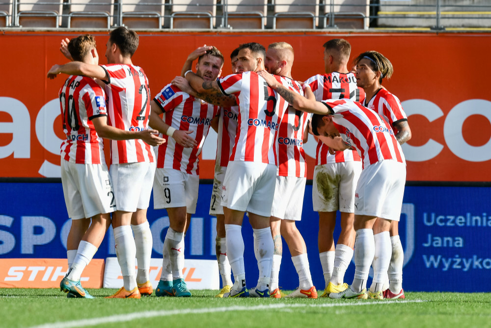 Jeden cios Cracovii - Kibice.net