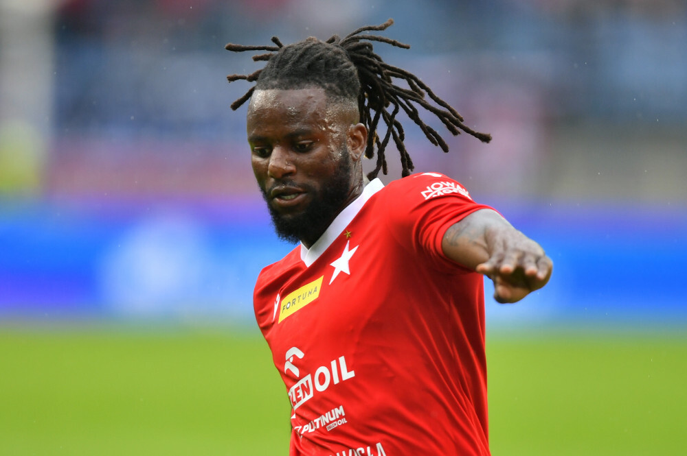 Wisła Kraków pozbędzie się transferowego niewypału? - Kibice.net