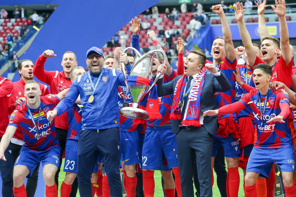 Raków zaprezentował nowego trenera! - Kibice.net