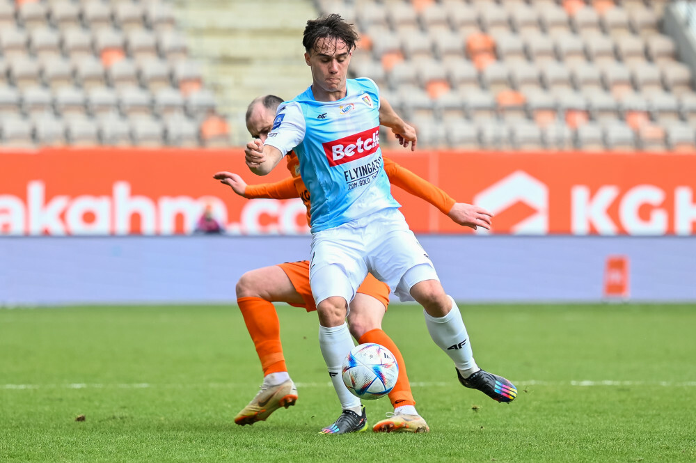 Ariel Mosór zrezygnował z transferu - Kibice.net