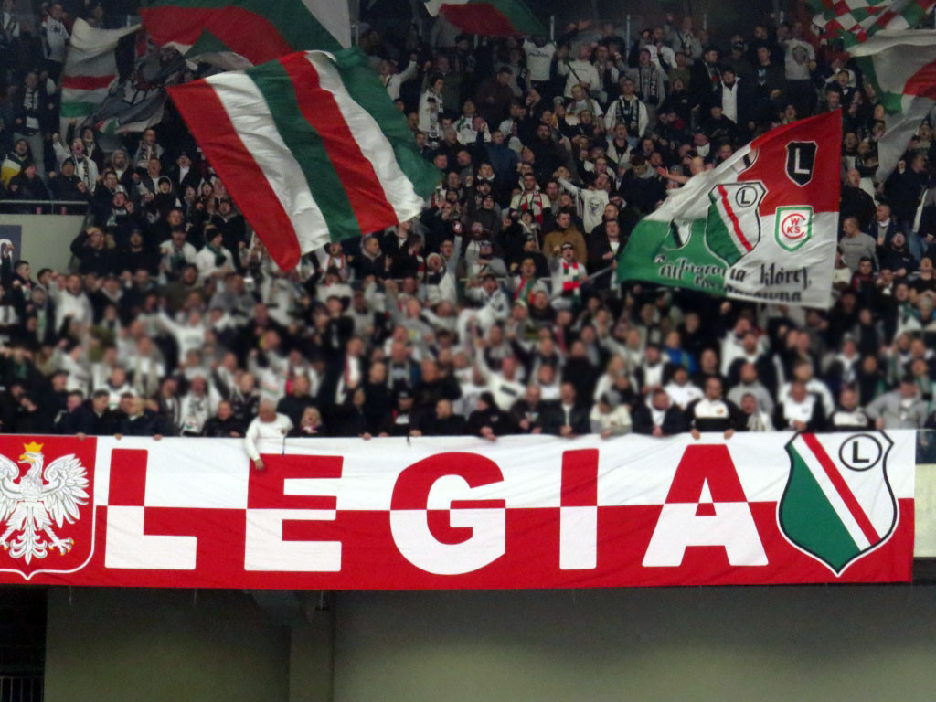 Legia na autostradzie do pucharów, reszta musi liczyć na szczęście ...